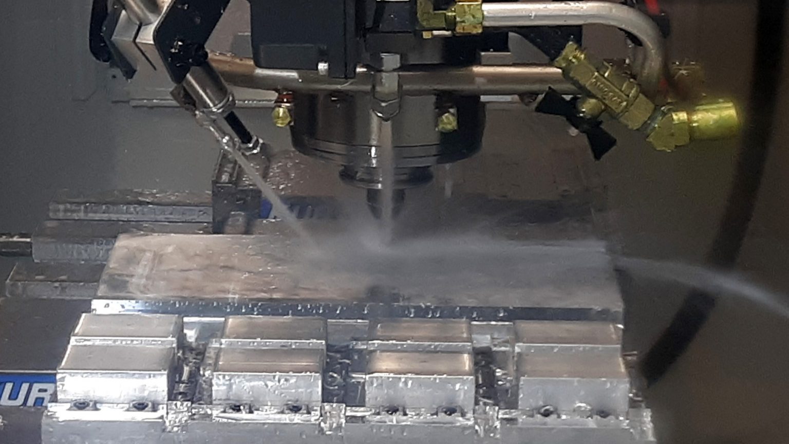 Carlson Store Fixtures - Fast Retail Pop-Up - Rute Design